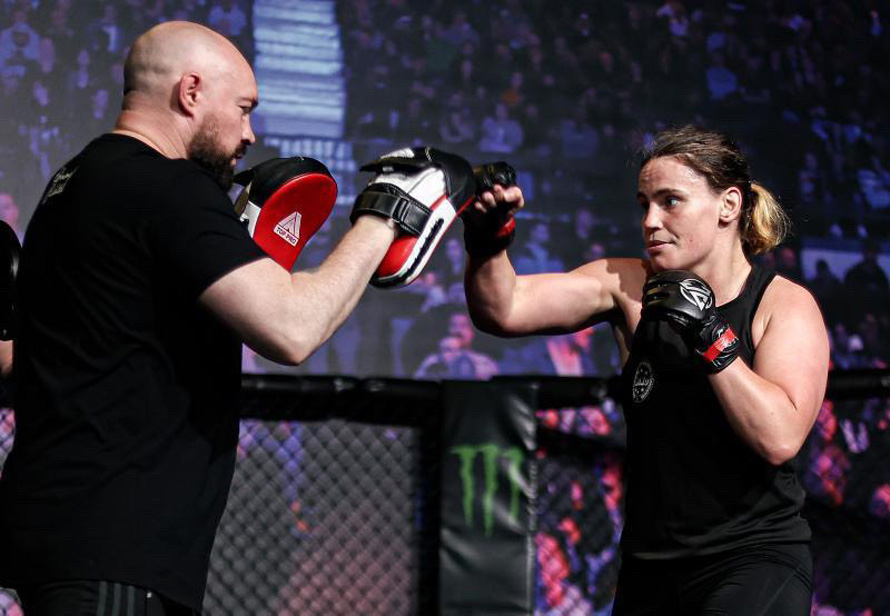 » Irish Fighter Deirdre Begley turned a negative into a positive